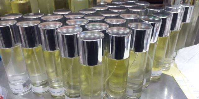 Mona Perfume, Online Shop | Shopee Malaysia